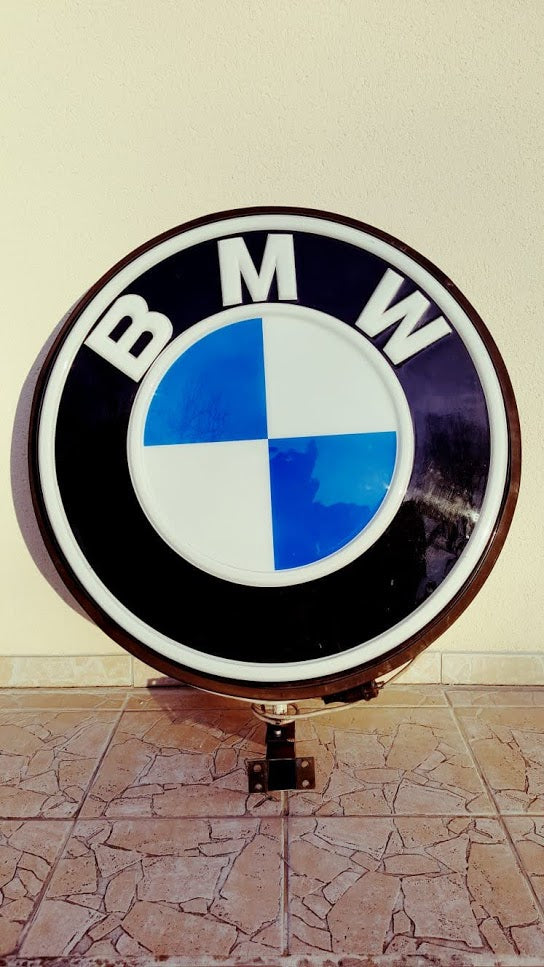 BMW Signs – The Sign Experience